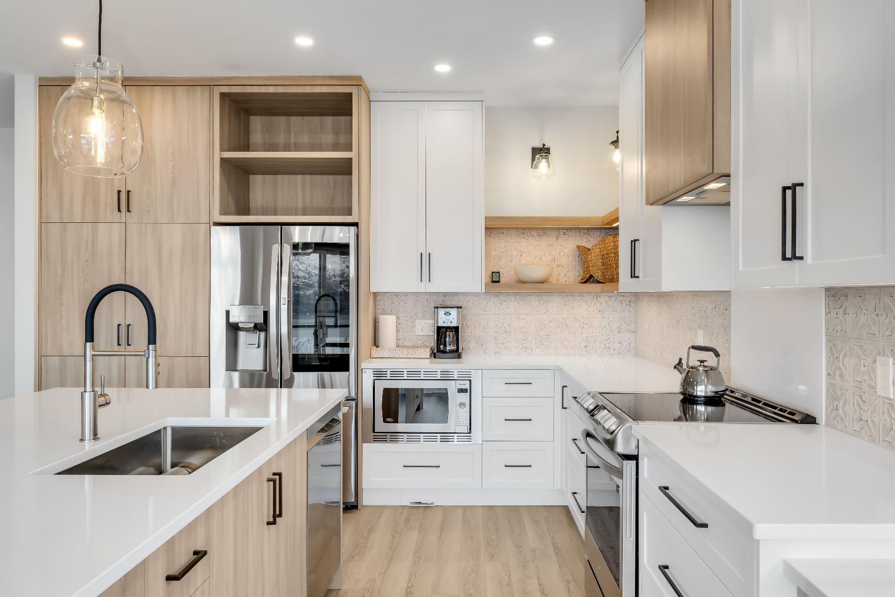 Norelco Cabinets | Golden Ash Elegance